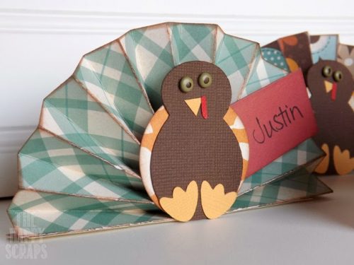 15 Thanksgiving Place Cards to Make with Your Cricut - The Happy Scraps